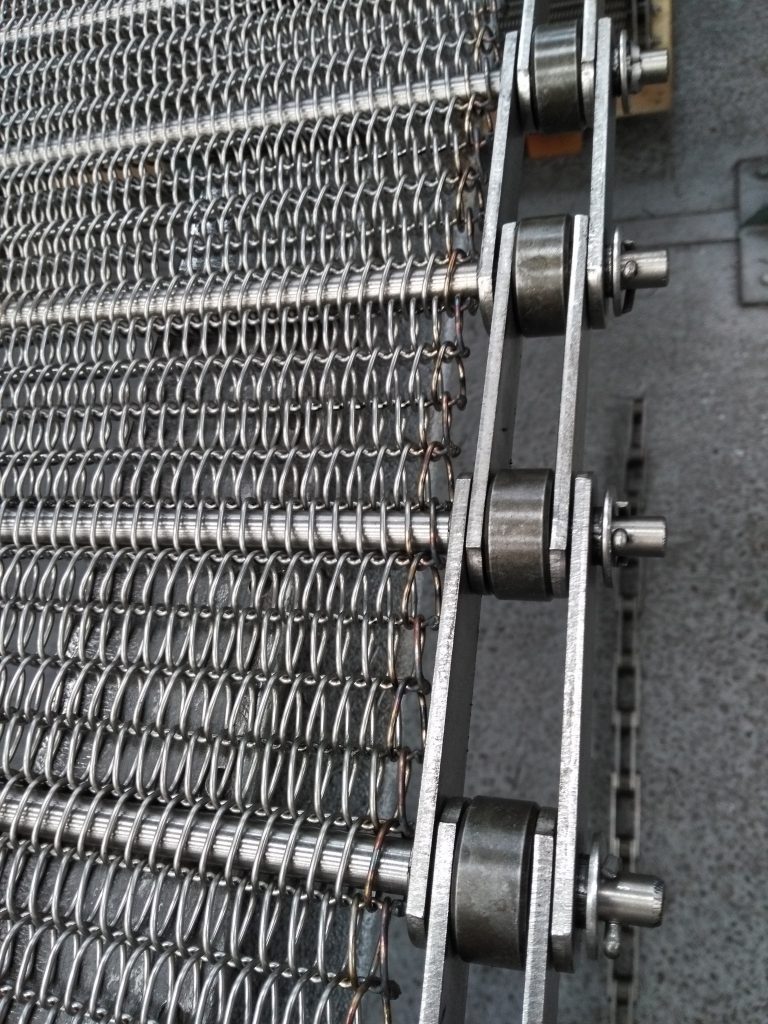 Chain Edged Conveyor Belts | George Lane